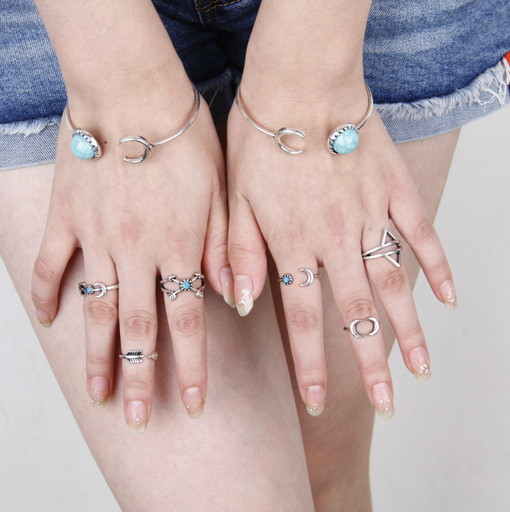 Fashion Gemstone Moon Bracelet 9670113 on Luulla