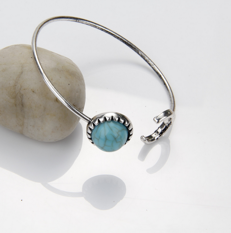 Fashion Gemstone Moon Bracelet 9670113 on Luulla